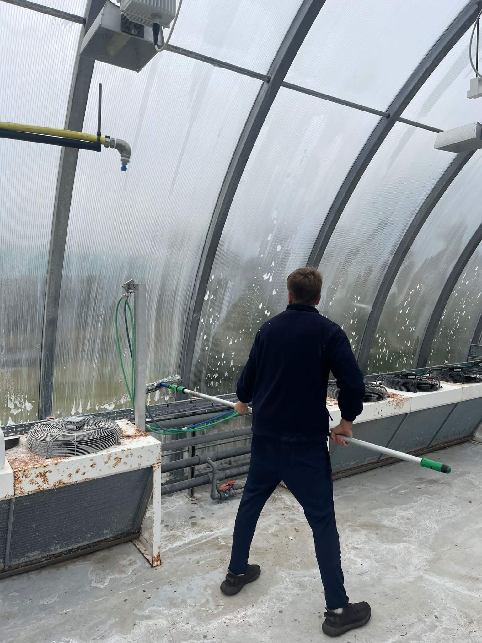 Window Cleaners Banbury | Gutters | Commercial & Domestic